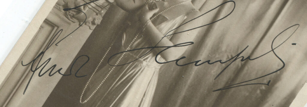 German Operatic Soprano Frieda Hempel Signed Photograph | Holzman Antiques